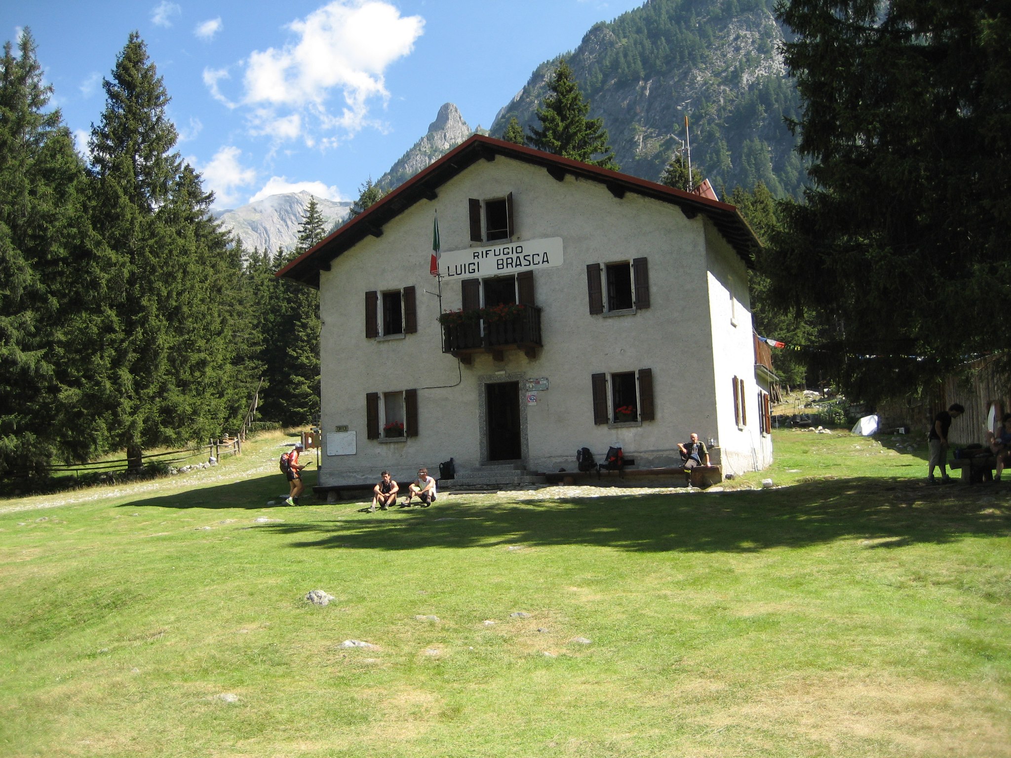 Rifugio Luigi Brasca - CAI Milano